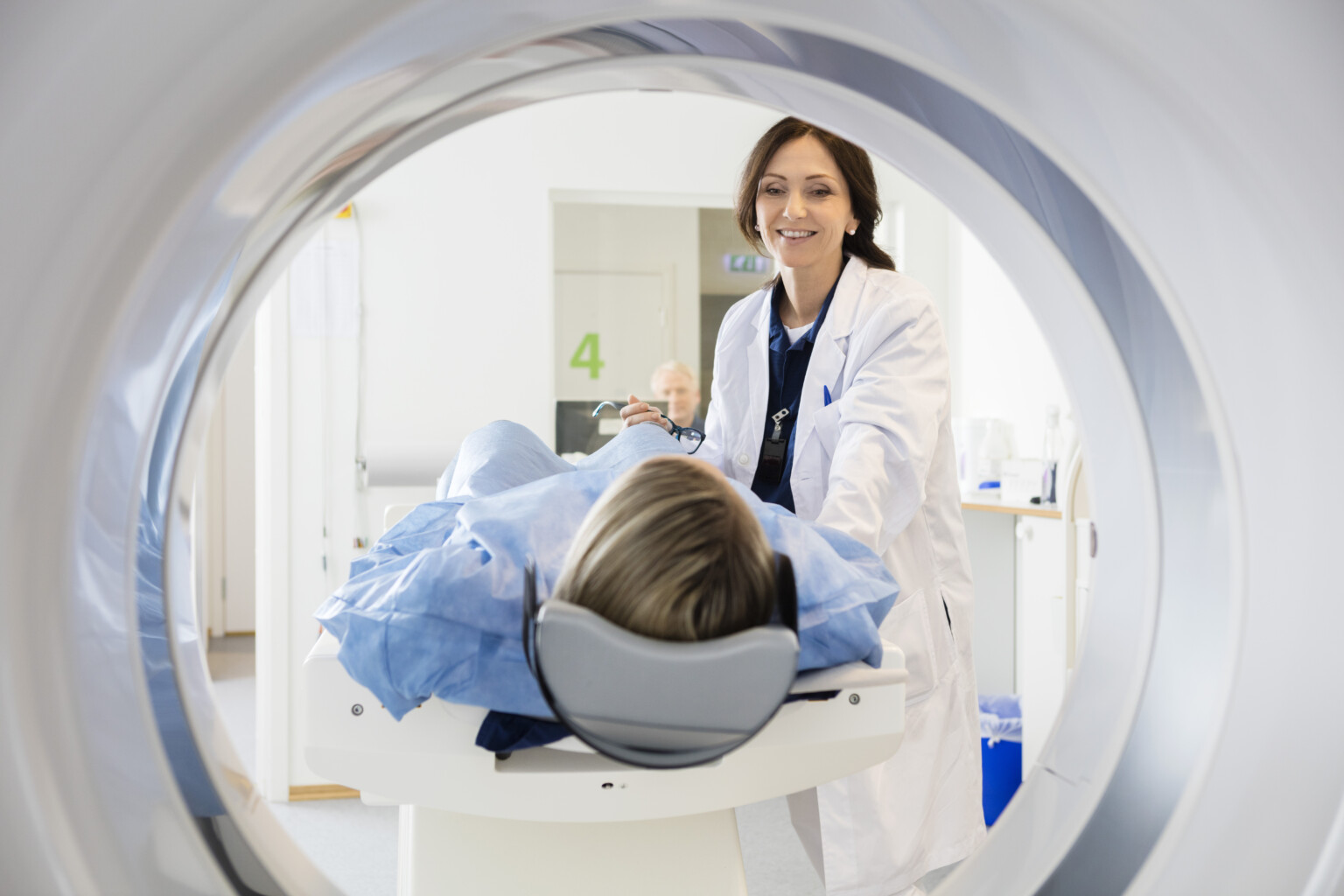 CT Scan vs MRI – What’s the Difference? - Rush Memorial Hospital
